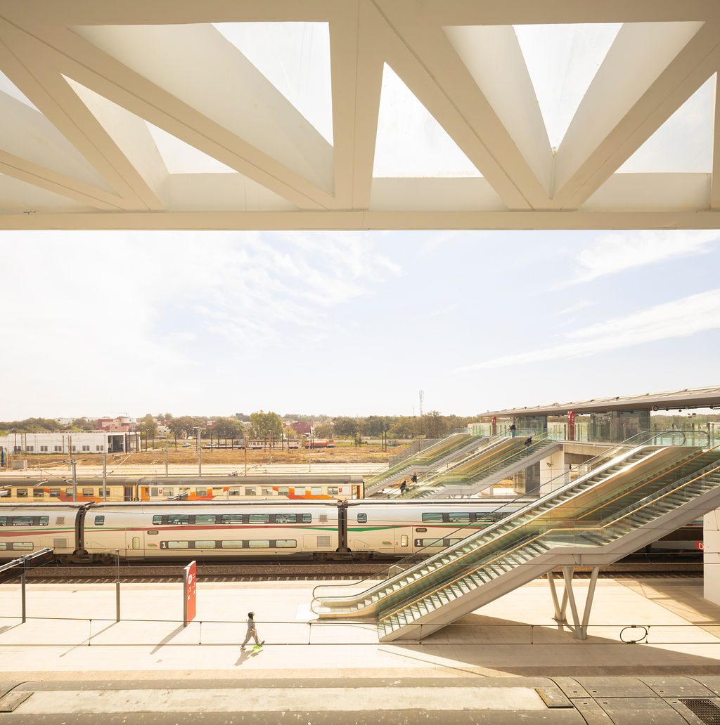 LGV Train station - EGA Erik Giudice Architecture